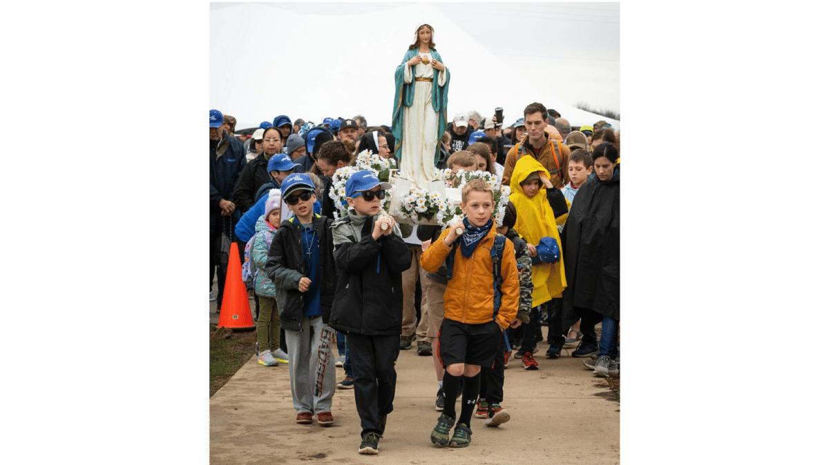 Annual Wisconsin pilgrimage aims to bring people closer to Mary ...