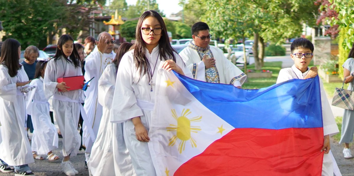 Acceptance and peace: Vancouver Filipinos gather for 40th-day memorial ...