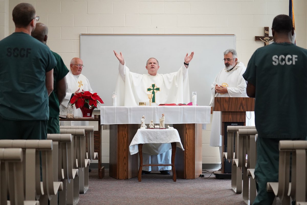 Priest would rather be jailed than abandon inmates - The B.C. Catholic ...