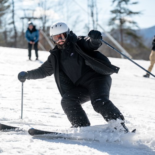 Priests reflect on ‘finding the silence of God’ on the ski slopes ...