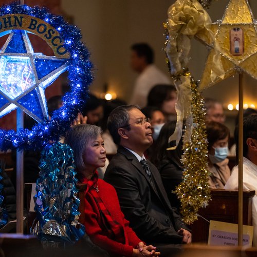 Simbang Gabi celebration at cathedral anticipates Christmas - Northwest ...
