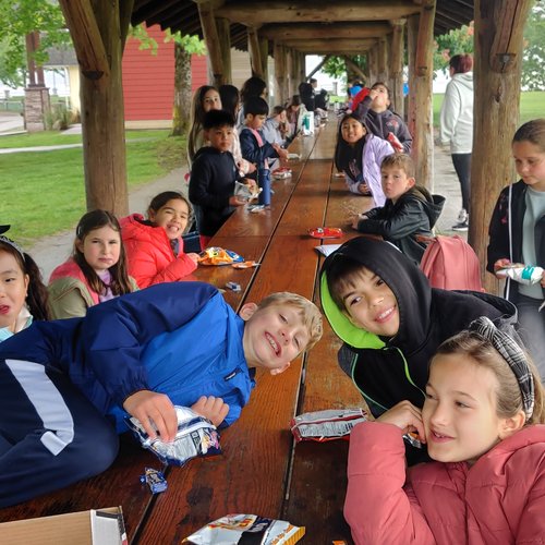 Dear Pen Pal: Writing project links students by ink, not email - The B ...